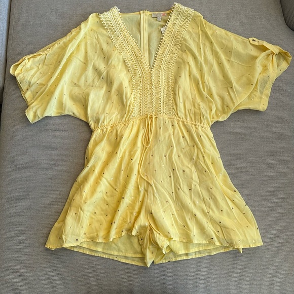 Gianni Bini | Pants & Jumpsuits | Gianni Bini Yellow Romper With Gold ...